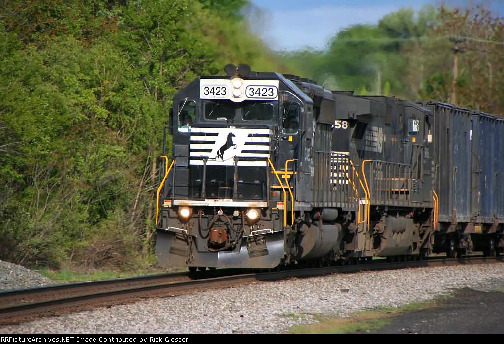 Train 65J @ 1801 hrs